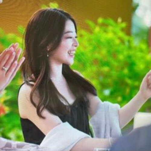 尾崎真衣の部屋着やドレスなど衣装どこのブランド？服装まとめ！【バチェラー5】 | chachaip Labo